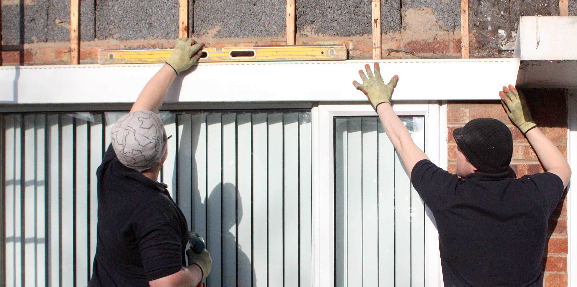 Cladding Fitters – Freefoam's registered local experts